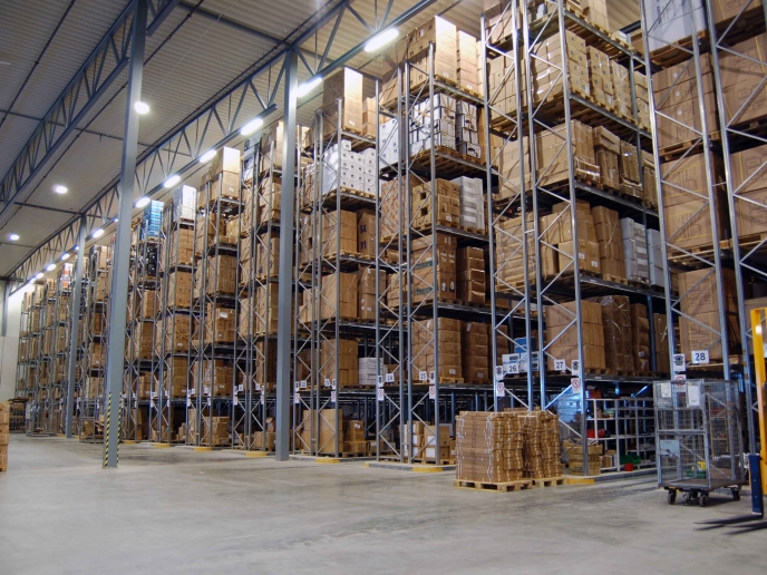 Narrow Aisle Pallet Racking - Storage Systems